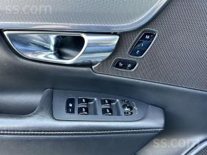 Pelēks Volvo V90 2017 Rīga, ar dzinēja tilpumu 2.00 L un nobraukumu 147 tūkst. km par 19990 €, foto 21 vietnē AUTOMOTO.COM.LV