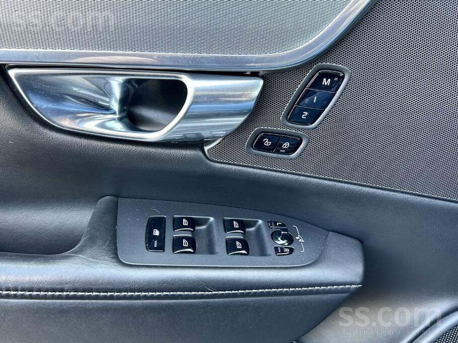 Pelēks Volvo V90 2017 Rīga, ar dzinēja tilpumu 2.00 L un nobraukumu 147 tūkst. km par 19990 €, foto 21 vietnē AUTOMOTO.COM.LV