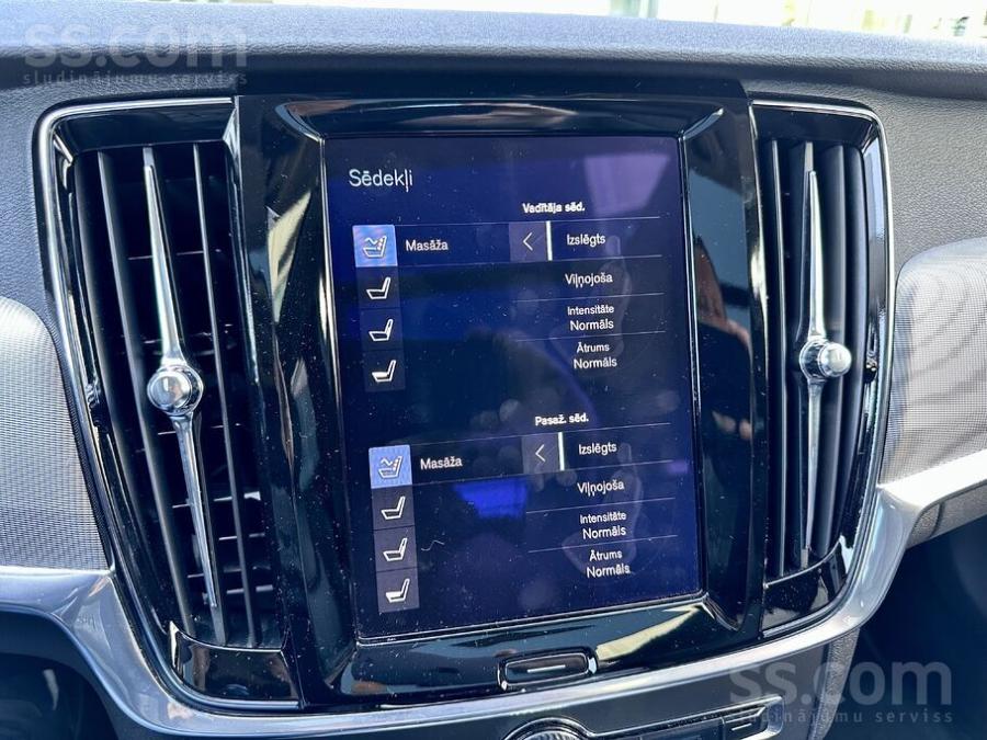 Pelēks Volvo V90 2017 Rīga, ar dzinēja tilpumu 2.00 L un nobraukumu 147 tūkst. km par 19990 €, foto 22 vietnē AUTOMOTO.COM.LV