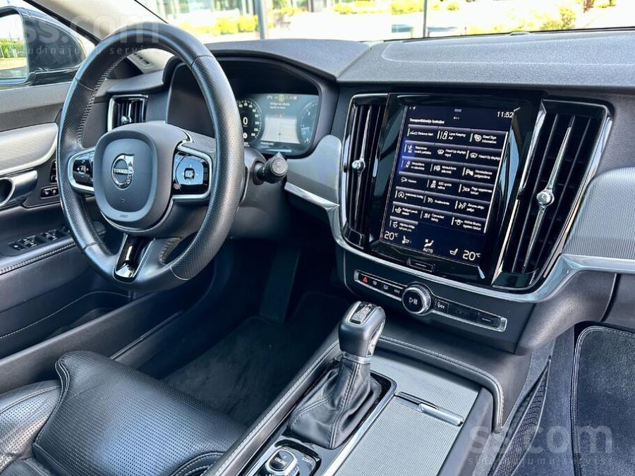 Pelēks Volvo V90 2017 Rīga, ar dzinēja tilpumu 2.00 L un nobraukumu 147 tūkst. km par 19990 €, foto 26 vietnē AUTOMOTO.COM.LV