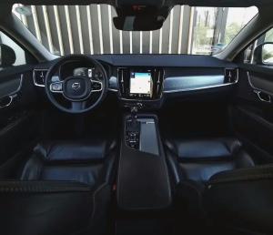 Grey Volvo V90 2017 in Riga, with an engine capacity of 2.00 L and mileage of 192 thousand km for 20990 €, photo 6 on AUTOMOTO.COM.LV