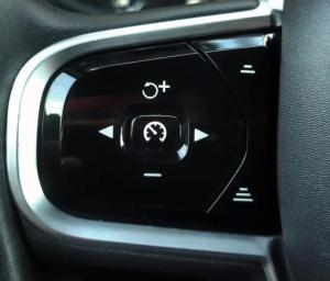 Grey Volvo V90 2017 in Riga, with an engine capacity of 2.00 L and mileage of 192 thousand km for 20990 €, photo 16 on AUTOMOTO.COM.LV