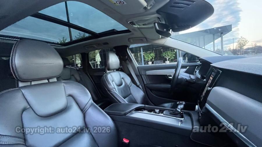 Pelēks Volvo V90 2017 Tartu, ar dzinēja tilpumu 2.00 L un nobraukumu 221 tūkst. km par 15900 €, foto 8 vietnē AUTOMOTO.COM.LV