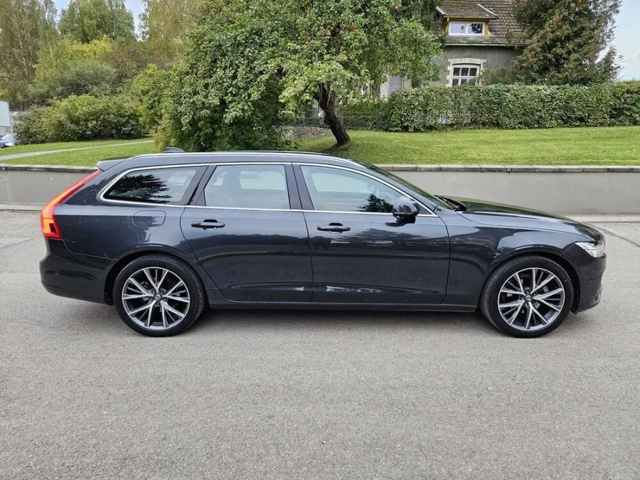 Pelēks Volvo V90 2017 Jēkabpils, ar dzinēja tilpumu 2.00 L un nobraukumu 290 tūkst. km par 14300 €, foto 6 vietnē AUTOMOTO.COM.LV