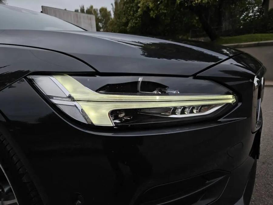 Pelēks Volvo V90 2017 Jēkabpils, ar dzinēja tilpumu 2.00 L un nobraukumu 290 tūkst. km par 14300 €, foto 13 vietnē AUTOMOTO.COM.LV