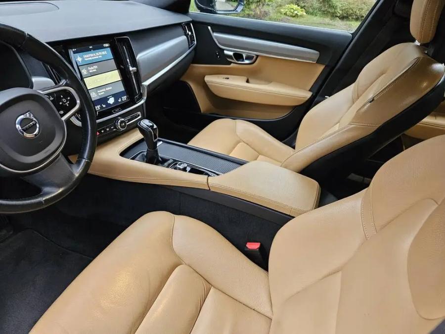 Pelēks Volvo V90 2017 Jēkabpils, ar dzinēja tilpumu 2.00 L un nobraukumu 290 tūkst. km par 14300 €, foto 14 vietnē AUTOMOTO.COM.LV