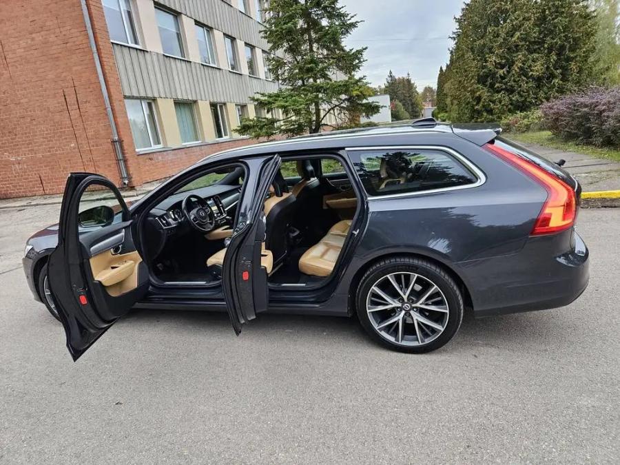 Pelēks Volvo V90 2017 Jēkabpils, ar dzinēja tilpumu 2.00 L un nobraukumu 290 tūkst. km par 14300 €, foto 19 vietnē AUTOMOTO.COM.LV