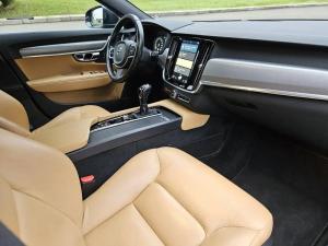 Pelēks Volvo V90 2017 Jēkabpils, ar dzinēja tilpumu 2.00 L un nobraukumu 290 tūkst. km par 14300 €, foto 23 vietnē AUTOMOTO.COM.LV