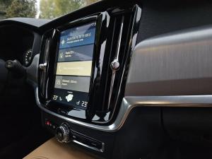 Pelēks Volvo V90 2017 Jēkabpils, ar dzinēja tilpumu 2.00 L un nobraukumu 290 tūkst. km par 14300 €, foto 24 vietnē AUTOMOTO.COM.LV