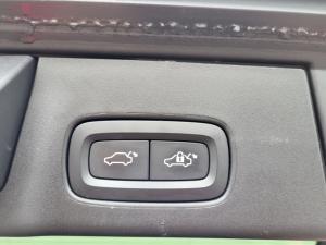 Pelēks Volvo V90 2017 Rīga, ar dzinēja tilpumu 2.00 L un nobraukumu 148 tūkst. km par 17900 €, foto 14 vietnē AUTOMOTO.COM.LV
