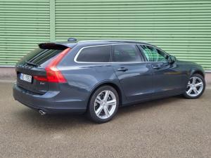Pelēks Volvo V90 2017 Rīga, ar dzinēja tilpumu 2.00 L un nobraukumu 148 tūkst. km par 17900 €, foto 17 vietnē AUTOMOTO.COM.LV