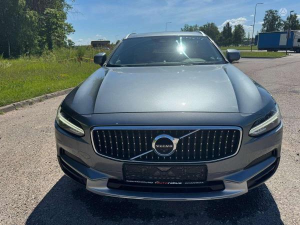 Pelēks Volvo V90 2017 Kauņa, ar dzinēja tilpumu 2.00 L un nobraukumu 369 tūkst. km par 14850 €, foto 4 vietnē AUTOMOTO.COM.LV