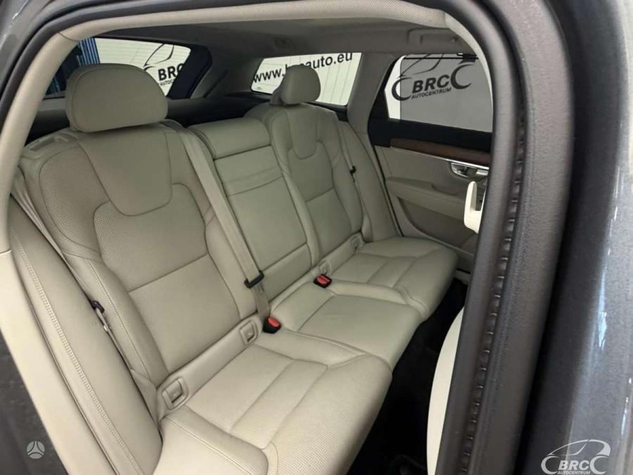 Pelēks Volvo V90 2017 Viļņa, ar dzinēja tilpumu 1.97 L un nobraukumu 234 tūkst. km par 16500 €, foto 15 vietnē AUTOMOTO.COM.LV