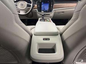 Pelēks Volvo V90 2017 Viļņa, ar dzinēja tilpumu 1.97 L un nobraukumu 234 tūkst. km par 16500 €, foto 18 vietnē AUTOMOTO.COM.LV