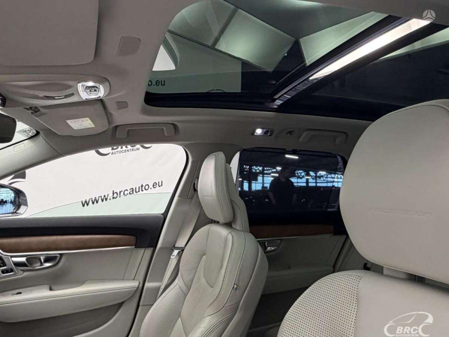 Pelēks Volvo V90 2017 Viļņa, ar dzinēja tilpumu 1.97 L un nobraukumu 234 tūkst. km par 16500 €, foto 29 vietnē AUTOMOTO.COM.LV