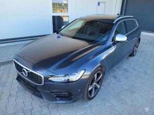 Grey Volvo V90 2017 in Vilnius, with an engine capacity of 1.97 L and mileage of 233 thousand km for 15750 €, photo 3 on AUTOMOTO.COM.LV
