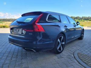 Grey Volvo V90 2017 in Vilnius, with an engine capacity of 1.97 L and mileage of 233 thousand km for 15750 €, photo 9 on AUTOMOTO.COM.LV