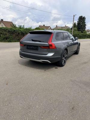 Pelēks Volvo V90 2017 Kauņa, ar dzinēja tilpumu 1.97 L un nobraukumu 318 tūkst. km par 16300 €, foto 5 vietnē AUTOMOTO.COM.LV