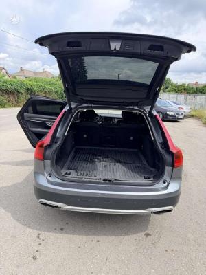 Pelēks Volvo V90 2017 Kauņa, ar dzinēja tilpumu 1.97 L un nobraukumu 318 tūkst. km par 16300 €, foto 12 vietnē AUTOMOTO.COM.LV