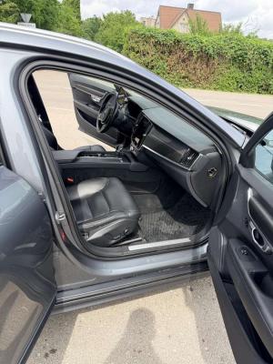 Pelēks Volvo V90 2017 Kauņa, ar dzinēja tilpumu 1.97 L un nobraukumu 318 tūkst. km par 16300 €, foto 15 vietnē AUTOMOTO.COM.LV