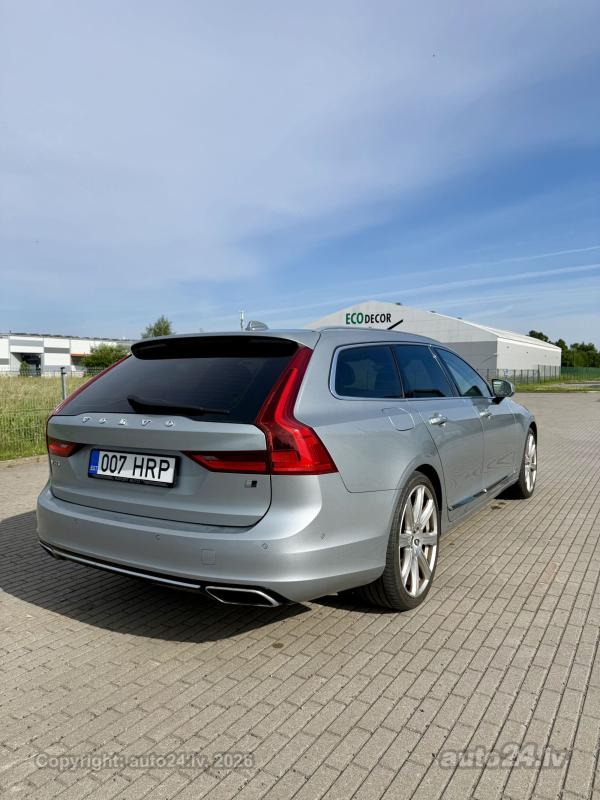 Pelēks Volvo V90 2017 Tallina, ar dzinēja tilpumu 2.00 L un nobraukumu 190 tūkst. km par 22500 €, foto 6 vietnē AUTOMOTO.COM.LV