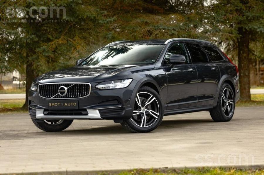 Grey Volvo V90 2017 in Jelgava, with an engine capacity of 2.00 L and mileage of 0 thousand km for 19500 €, photo 3 on AUTOMOTO.COM.LV