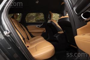 Grey Volvo V90 2017 in Jelgava, with an engine capacity of 2.00 L and mileage of 0 thousand km for 19500 €, photo 12 on AUTOMOTO.COM.LV