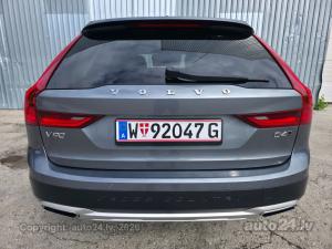 Pelēks Volvo V90 2017 Tallina, ar dzinēja tilpumu 2.00 L un nobraukumu 218 tūkst. km par 17690 €, foto 9 vietnē AUTOMOTO.COM.LV