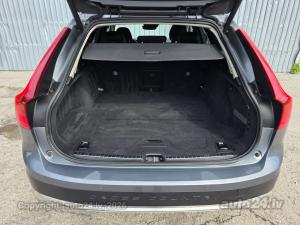 Pelēks Volvo V90 2017 Tallina, ar dzinēja tilpumu 2.00 L un nobraukumu 218 tūkst. km par 17690 €, foto 11 vietnē AUTOMOTO.COM.LV