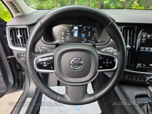 Pelēks Volvo V90 2017 Tallina, ar dzinēja tilpumu 2.00 L un nobraukumu 218 tūkst. km par 17690 €, foto 18 vietnē AUTOMOTO.COM.LV