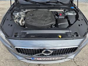 Pelēks Volvo V90 2017 Tallina, ar dzinēja tilpumu 2.00 L un nobraukumu 218 tūkst. km par 17690 €, foto 27 vietnē AUTOMOTO.COM.LV
