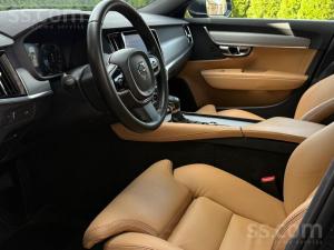 Grey Volvo V90 2017 in Jelgava, with an engine capacity of 2.00 L and mileage of 0 thousand km for 15600 €, photo 12 on AUTOMOTO.COM.LV