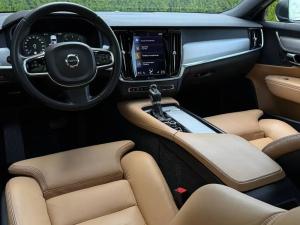 Pelēks Volvo V90 2017 Jelgava, ar dzinēja tilpumu 2.00 L un nobraukumu 283 tūkst. km par 15600 €, foto 15 vietnē AUTOMOTO.COM.LV