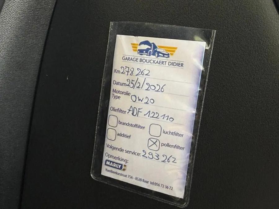 Pelēks Volvo V90 2017 Jelgava, ar dzinēja tilpumu 2.00 L un nobraukumu 283 tūkst. km par 15600 €, foto 27 vietnē AUTOMOTO.COM.LV