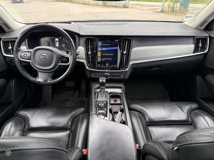 Pelēks Volvo V90 2017 Tauragė, ar dzinēja tilpumu 1.97 L un nobraukumu 300 tūkst. km par 12900 €, foto 9 vietnē AUTOMOTO.COM.LV