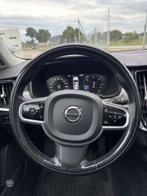 Pelēks Volvo V90 2017 Tauragė, ar dzinēja tilpumu 1.97 L un nobraukumu 300 tūkst. km par 12900 €, foto 16 vietnē AUTOMOTO.COM.LV