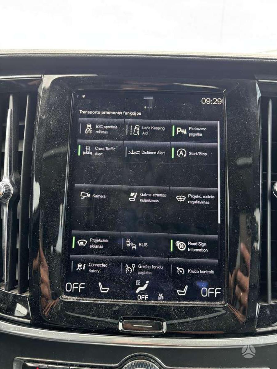Pelēks Volvo V90 2017 Tauragė, ar dzinēja tilpumu 1.97 L un nobraukumu 300 tūkst. km par 12900 €, foto 20 vietnē AUTOMOTO.COM.LV