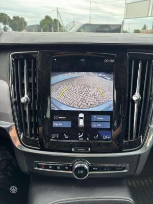 Pelēks Volvo V90 2017 Tauragė, ar dzinēja tilpumu 1.97 L un nobraukumu 300 tūkst. km par 12900 €, foto 22 vietnē AUTOMOTO.COM.LV