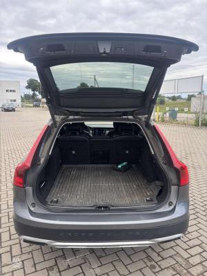 Pelēks Volvo V90 2017 Tauragė, ar dzinēja tilpumu 1.97 L un nobraukumu 300 tūkst. km par 12900 €, foto 29 vietnē AUTOMOTO.COM.LV