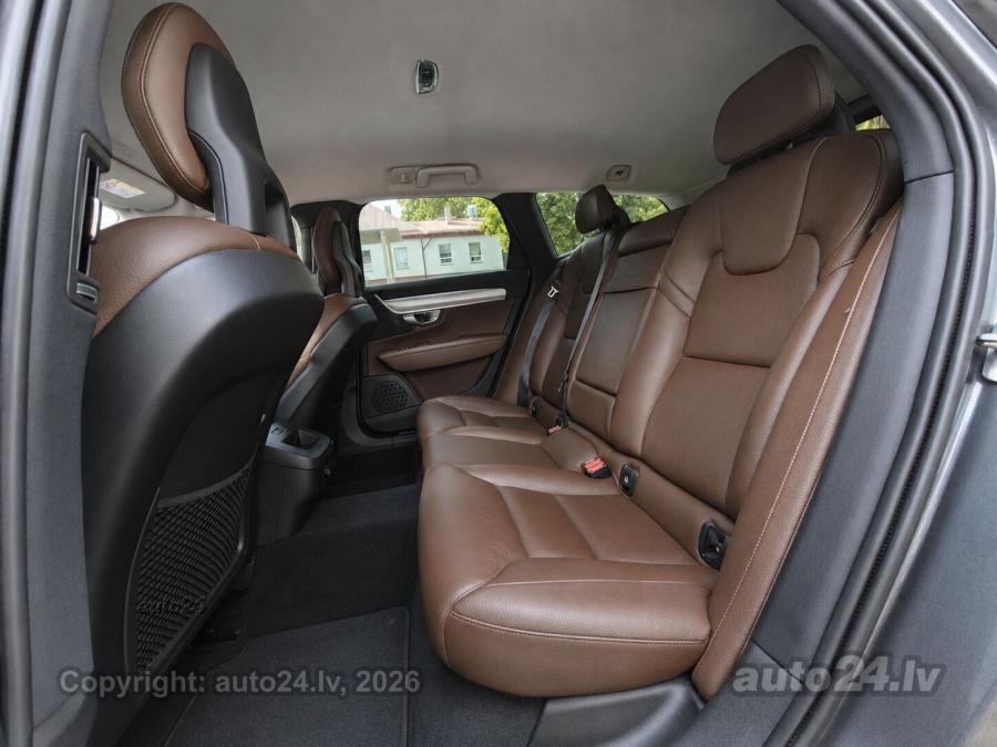 Pelēks Volvo V90 2017 Tartu, ar dzinēja tilpumu 2.00 L un nobraukumu 195 tūkst. km par 17990 €, foto 16 vietnē AUTOMOTO.COM.LV