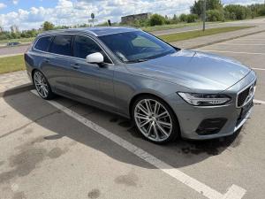 Pelēks Volvo V90 2017 Panevēža, ar dzinēja tilpumu 1.97 L un nobraukumu 253 tūkst. km par 17400 €, foto  vietnē AUTOMOTO.COM.LV