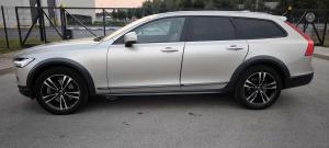 Pelēks Volvo V90 2017 Kauņa, ar dzinēja tilpumu 1.97 L un nobraukumu 180 tūkst. km par 17900 €, foto 18 vietnē AUTOMOTO.COM.LV