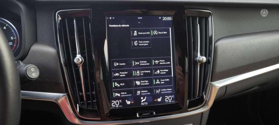 Pelēks Volvo V90 2017 Kauņa, ar dzinēja tilpumu 1.97 L un nobraukumu 180 tūkst. km par 17900 €, foto 32 vietnē AUTOMOTO.COM.LV