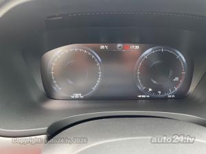 Pelēks Volvo V90 2017 Tallina, ar dzinēja tilpumu 2.00 L un nobraukumu 176 tūkst. km par 17900 €, foto 16 vietnē AUTOMOTO.COM.LV