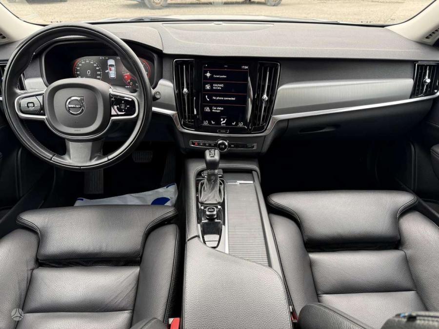 Grey Volvo V90 2017 in Kaunas, with an engine capacity of 2.00 L and mileage of 360 thousand km for 11250 €, photo 13 on AUTOMOTO.COM.LV