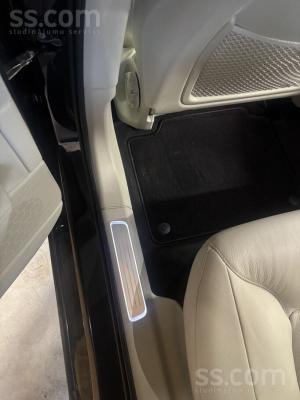 Pelēks Volvo V90 2017 Jelgava, ar dzinēja tilpumu 2.00 L un nobraukumu 243 tūkst. km par 17600 €, foto 9 vietnē AUTOMOTO.COM.LV