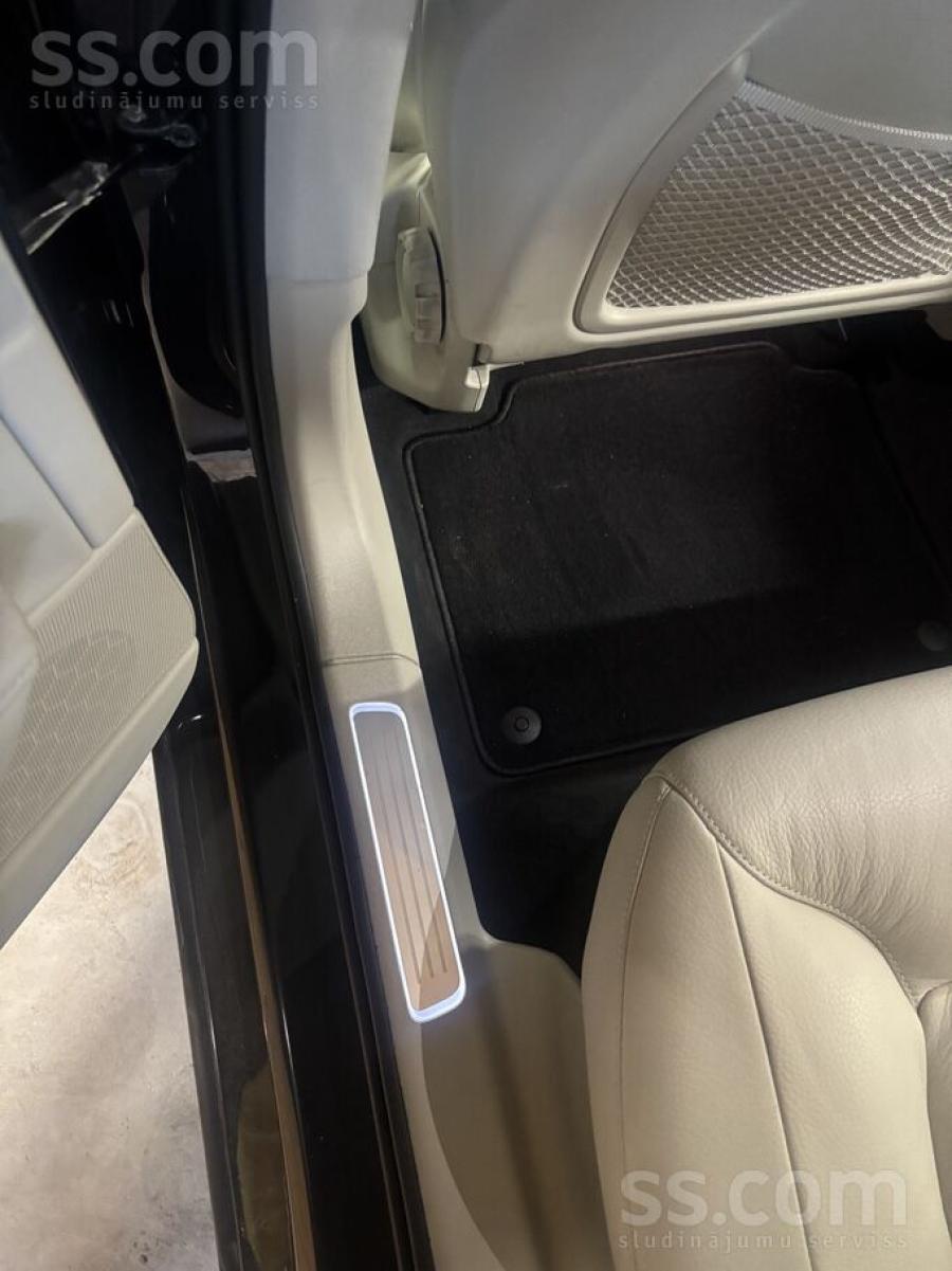 Pelēks Volvo V90 2017 Jelgava, ar dzinēja tilpumu 2.00 L un nobraukumu 243 tūkst. km par 17600 €, foto 9 vietnē AUTOMOTO.COM.LV