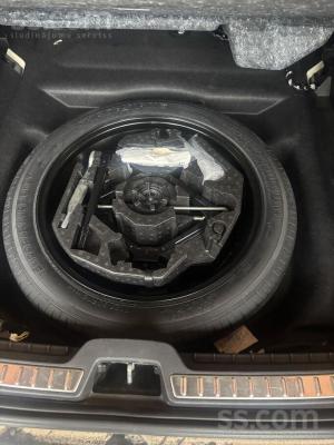 Pelēks Volvo V90 2017 Jelgava, ar dzinēja tilpumu 2.00 L un nobraukumu 243 tūkst. km par 17600 €, foto 18 vietnē AUTOMOTO.COM.LV
