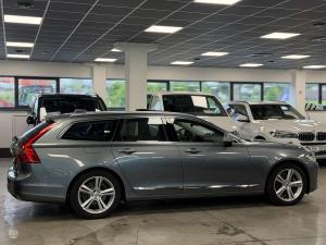 Grey Volvo V90 2017 in Klaipeda, with an engine capacity of 2.00 L and mileage of 238 thousand km for 18650 €, photo 4 on AUTOMOTO.COM.LV