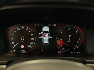 Grey Volvo V90 2017 in Klaipeda, with an engine capacity of 2.00 L and mileage of 238 thousand km for 18650 €, photo 16 on AUTOMOTO.COM.LV
